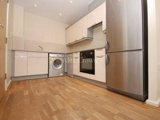 2 Bedrooms Flat for rent in Seward Street, London EC1V