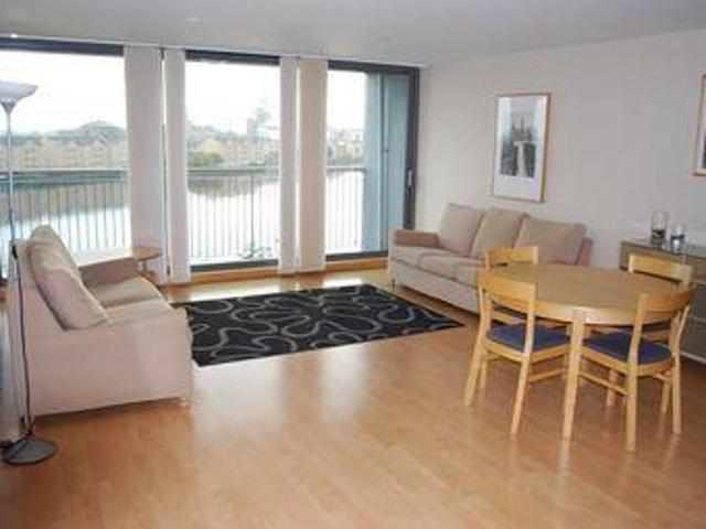 2 Bedrooms Flat for rent in Selsdon Way, London E14