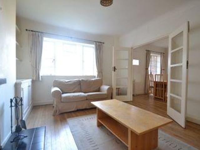 2 Bedrooms Flat for rent in Selwyn Court, Church Road, Richmond TW10