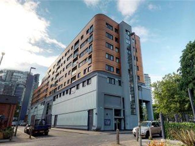 2 Bedrooms Flat for rent in Sesame Apartments, 4 Holman Road SW11