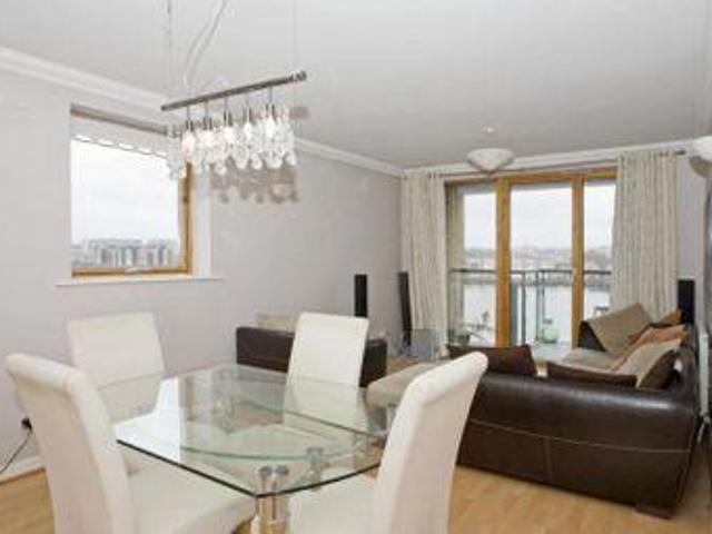 2 Bedrooms Flat for rent in Shackleton Court, Maritime Quay, London E14
