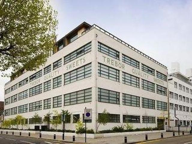 2 Bedrooms Flat for rent in Shaftesbury Road, London E7
