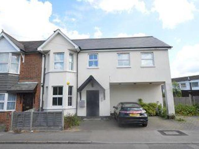 2 Bedrooms Flat for rent in Shara Court, St Albans AL1