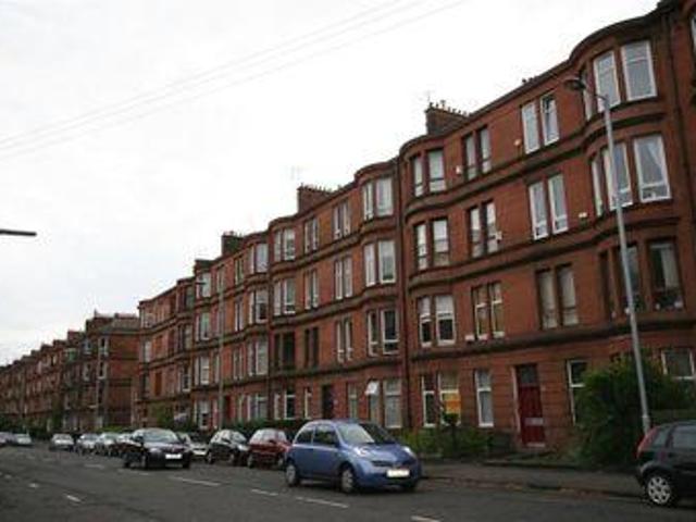 2 Bedrooms Flat for rent in Shawlands, Minard Road G41