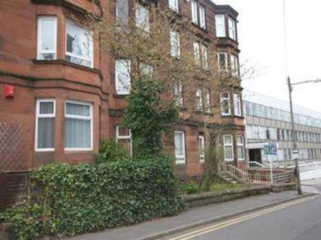 2 Bedrooms Flat for rent in Shawlands, Eastwood Avenue, Furnished G41