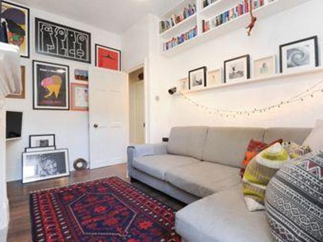 2 Bedrooms Flat for rent in Sheen Road, Richmond TW9