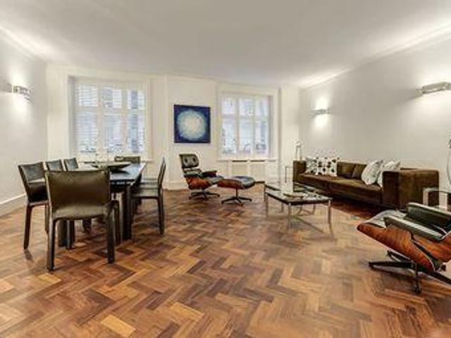2 Bedrooms Flat for rent in Shepherd Street, London W1J