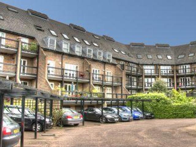 2 Bedrooms Flat for rent in Shirelake Close, Oxford OX1