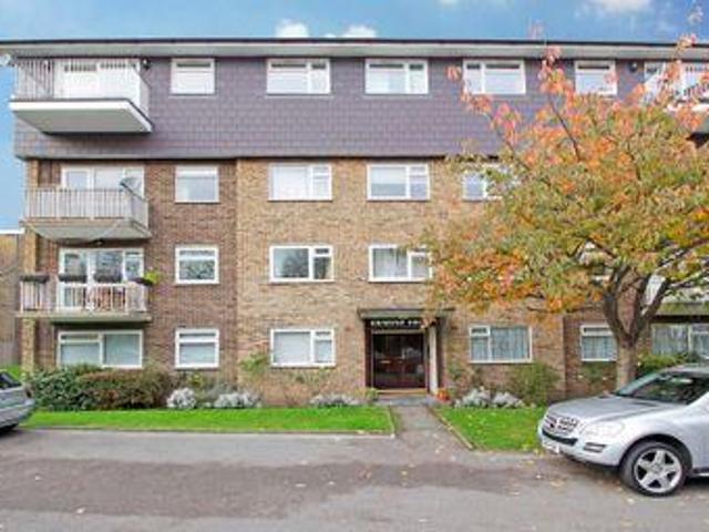 2 Bedrooms Flat for rent in Shortlands Road, Shortlands, Bromley BR2