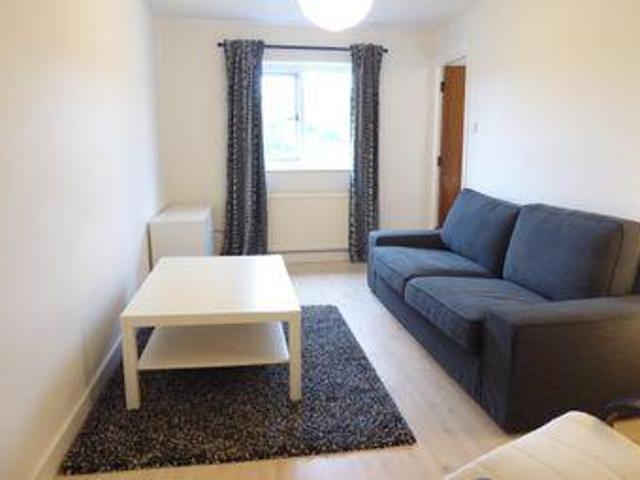 2 Bedrooms Flat for rent in Sizehouse Village, Haslingden BB4