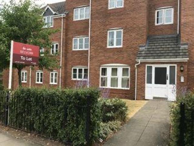 2 Bedrooms Flat for rent in Siddeley Avenue, Coventry CV3