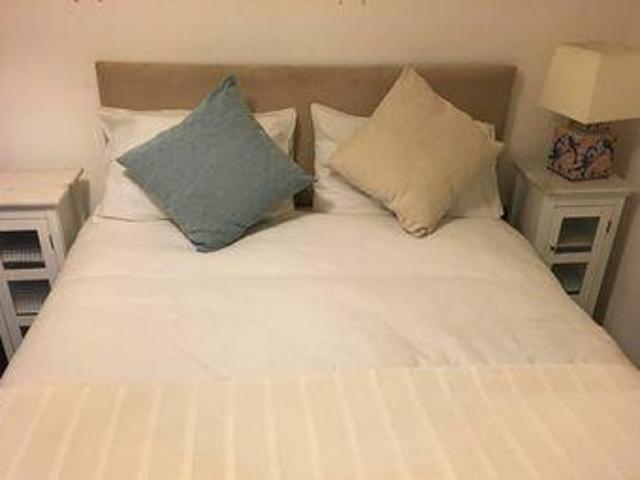 2 Bedrooms Flat for rent in Sillavan Way, Salford M3