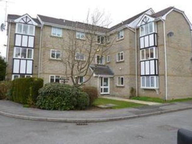 2 Bedrooms Flat for rent in Silverlands Park, Buxton SK17