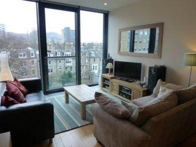 2 Bedrooms Flat for rent in Simpson Loan, Edinburgh EH3