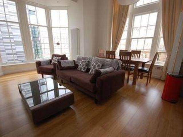 2 Bedrooms Flat for rent in Simpson Loan, Quartermile, Edinburgh EH3