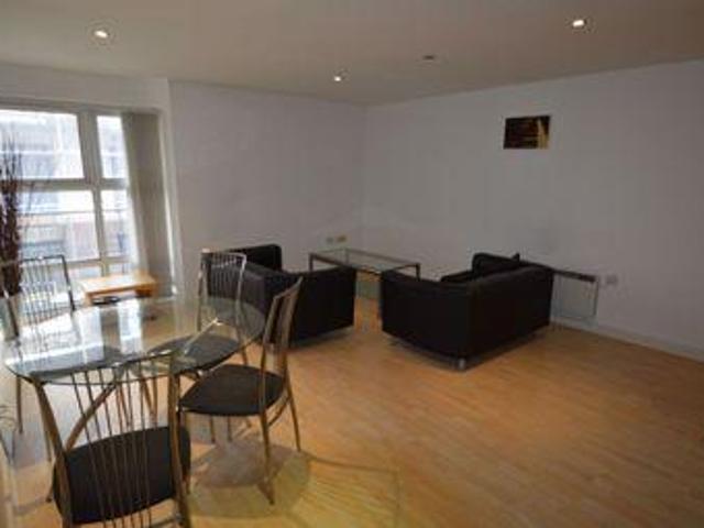 2 Bedrooms Flat for rent in Simpson Street, Manchester M4