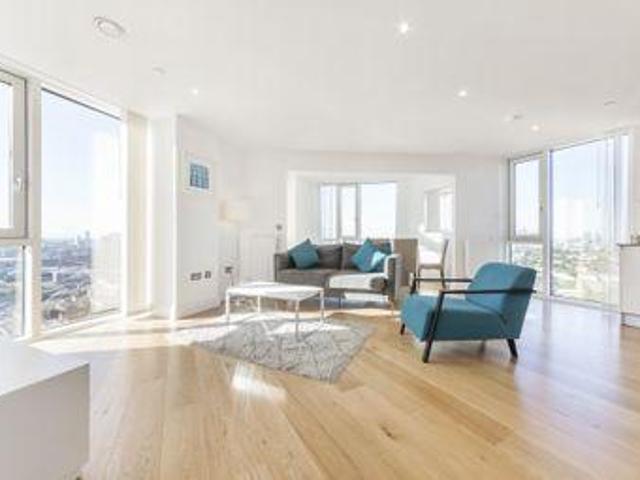 2 Bedrooms Flat for rent in Sky View Tower, 12 High Street, Stratford, London E15