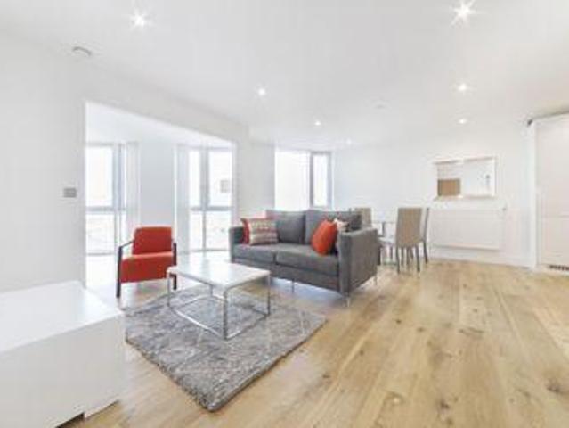 2 Bedrooms Flat for rent in Sky View Tower, 12 High Street, Stratford, London E15
