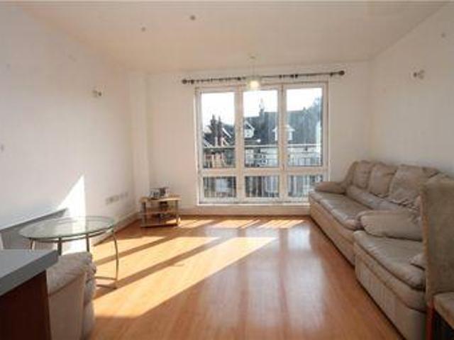 2 Bedrooms Flat for rent in Skyline Court, 74 Park Lane, Croydon CR0
