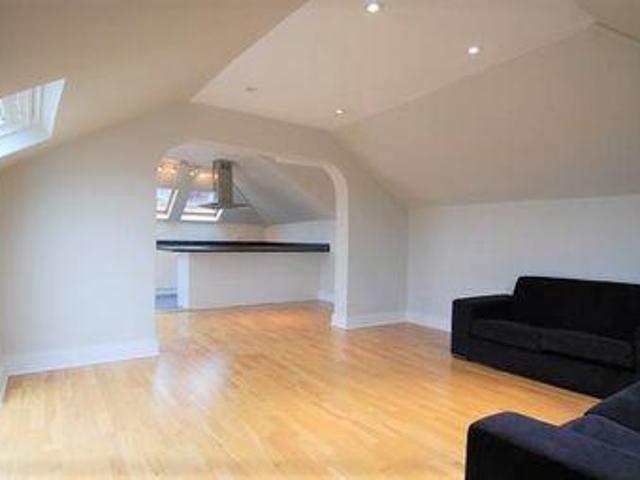 2 Bedrooms Flat for rent in Skardu Road, London NW2