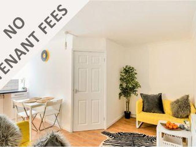 2 Bedrooms Flat for rent in Skeltons Lane, London E10