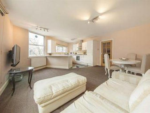 2 Bedrooms Flat for rent in Sloane Avenue, London SW3