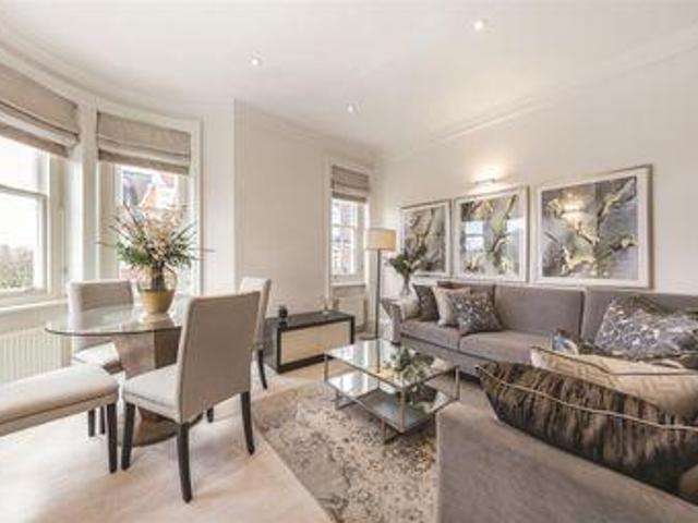 2 Bedrooms Flat for rent in Sloane Court West, London SW3