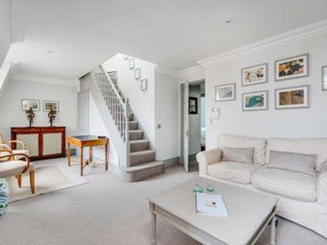 2 Bedrooms Flat for rent in Sloane Gardens, London SW1W