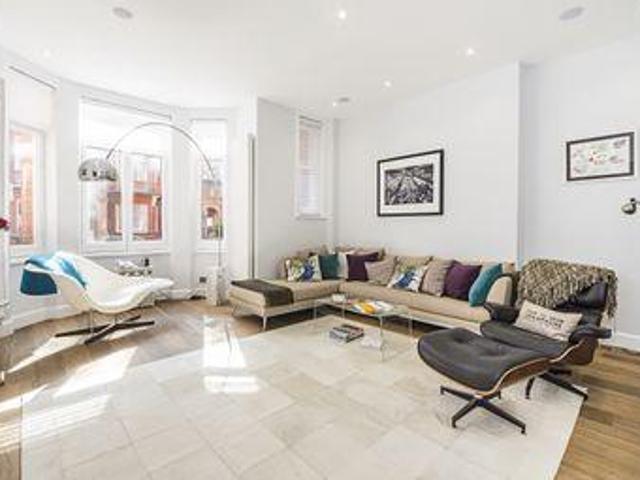 2 Bedrooms Flat for rent in Sloane Gardens, London SW1W