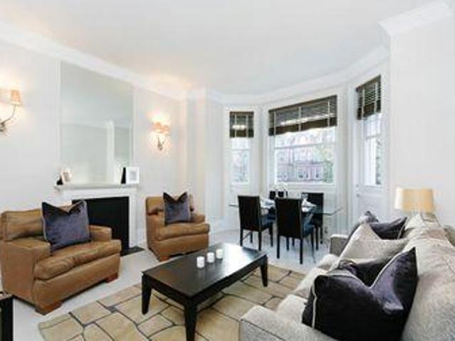 2 Bedrooms Flat for rent in Sloane Gardens, London SW1W