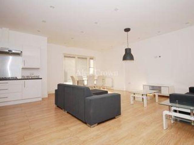 2 Bedrooms Flat for rent in Spelman Street, London E1