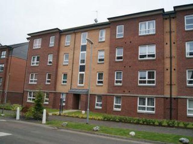 2 Bedrooms Flat for rent in Springfield Gardens, Parkhead G31