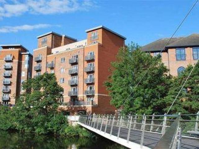 2 Bedrooms Flat for rent in Stuart Street, Derby DE1