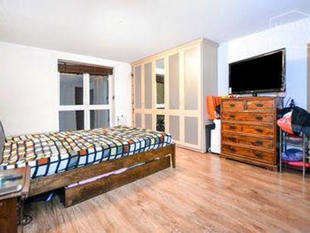 2 Bedrooms Flat for rent in Studley Court, East India E14