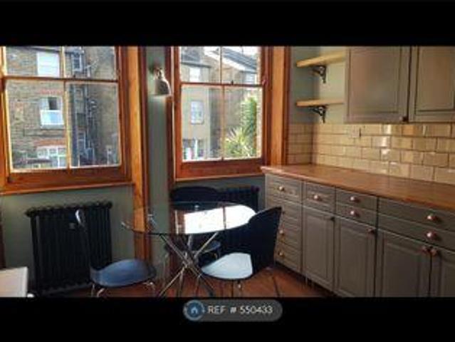 2 Bedrooms Flat for rent in St. Ann´s Road, London N15