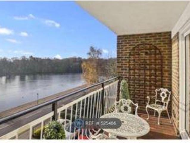 2 Bedrooms Flat for rent in St. Aubyns, London E11