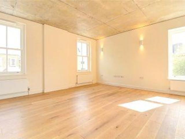 2 Bedrooms Flat for rent in St Augustines Road, Camden, London NW1
