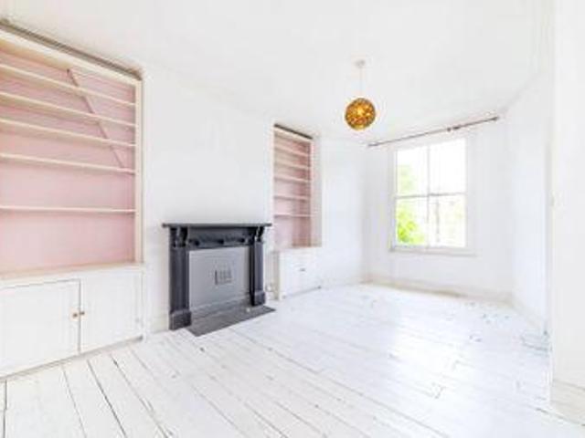 2 Bedrooms Flat for rent in St Augustines Road, Camden NW1