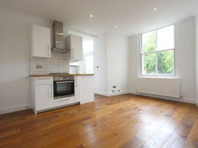 2 Bedrooms Flat for rent in St. Augustines Road, Camden Square NW1