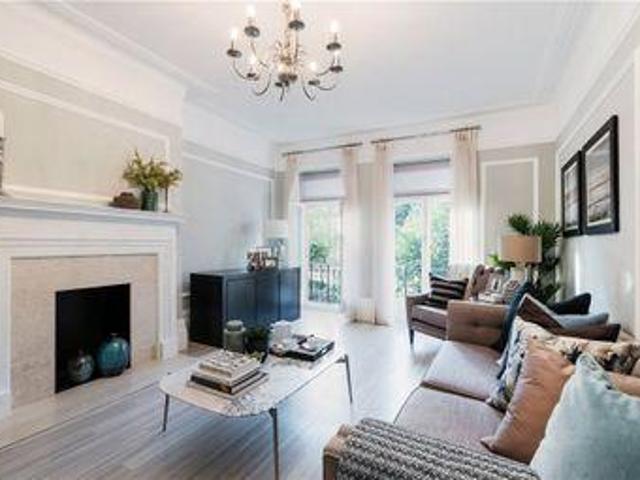 2 Bedrooms Flat for rent in St Georges Court, Gloucester Road, London SW7