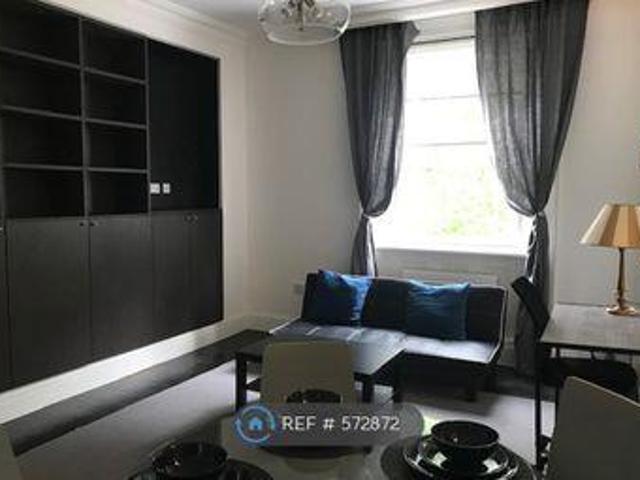 2 Bedrooms Flat for rent in St. Georges Square, London SW1V
