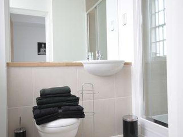 2 Bedrooms Flat for rent in St Giles Hospital, St Giles Road, London SE5