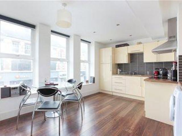 2 Bedrooms Flat for rent in St John´s Road, Battersea, London SW11