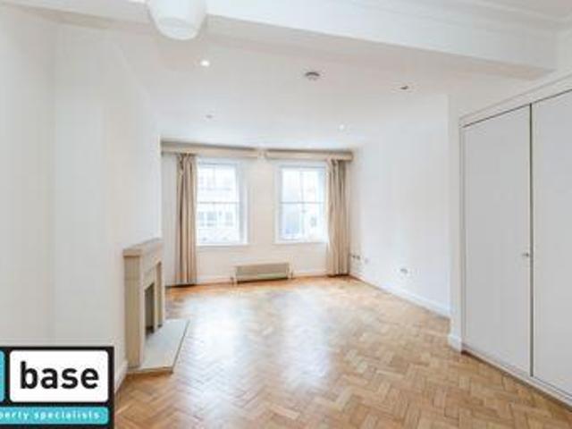 2 Bedrooms Flat for rent in St. John Street, London EC1V