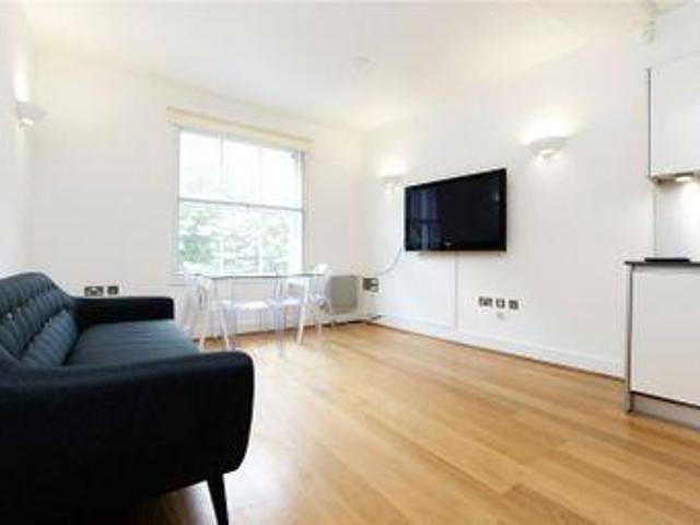 2 Bedrooms Flat for rent in St. John Street, London EC1V