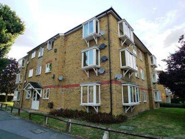 2 Bedrooms Flat for rent in St Johns Road, Sidcup DA14
