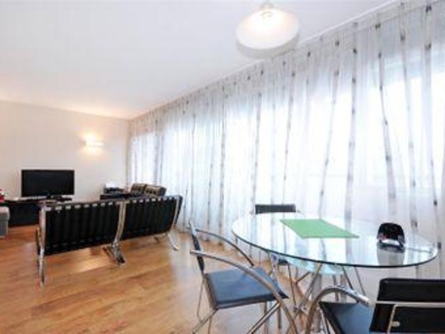 2 Bedrooms Flat for rent in St. James´s Square, London SW1Y