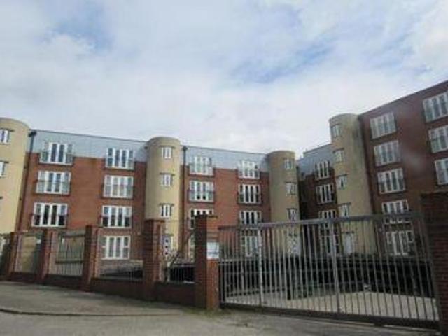 2 Bedrooms Flat for rent in St. Lawrence Street, Manchester M15