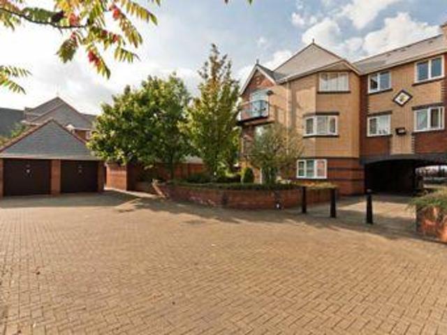 2 Bedrooms Flat for rent in St. Lawrence Quay, Salford M50