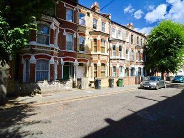 2 Bedrooms Flat for rent in St. Luke´s Avenue, London SW4